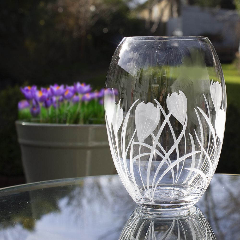 Crocus Medium Small Vase - 145mm (Gift Boxed) | Royal Scot Crystal ...