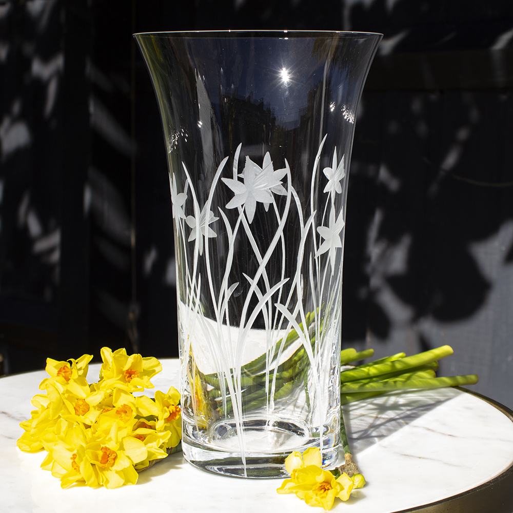 Hand Cut Crystalware - Daffodils Large Flared Vase 255mm (Gift Boxed ...