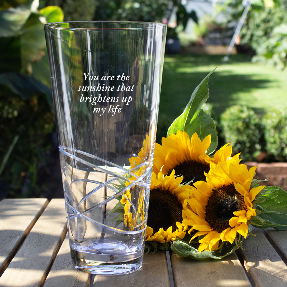 Skye Tall Crystal Vase - Crystal Wedding Anniversary ( 15 years) 250mm ...